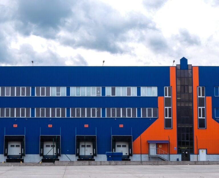 How They Work: Understanding the Operations of a Logistics Center ...